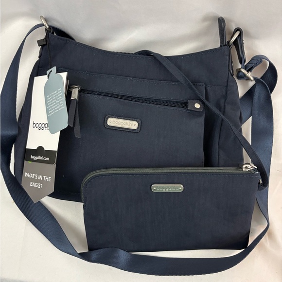 Baggallini | Bags | Nwt Baggallini Uptown Bagg Crossbody Bag Wrfid ...